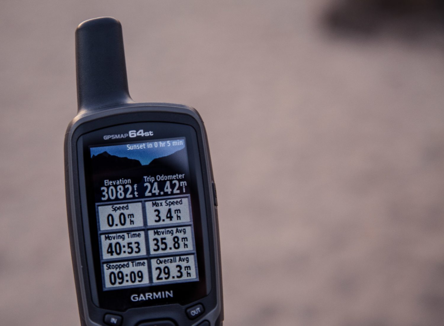 How to Find the Best Satellite Phones for Off Grid Communication ...
