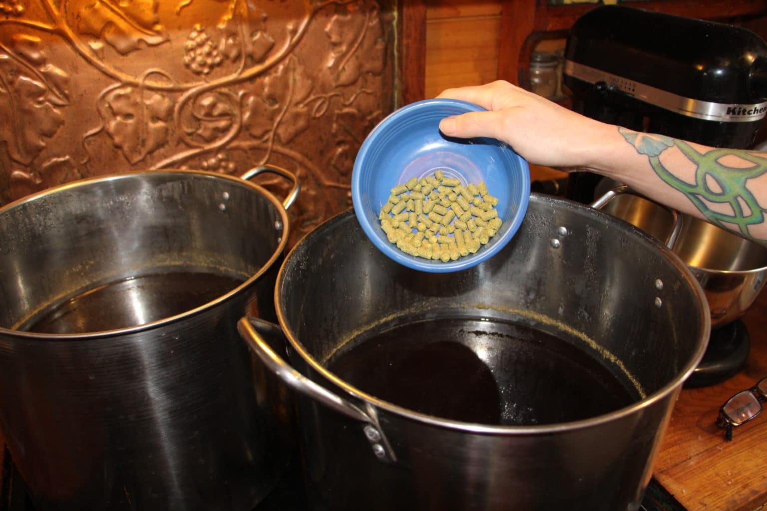 How To Make Beer At Home During Quarantine - Backdoor Survival